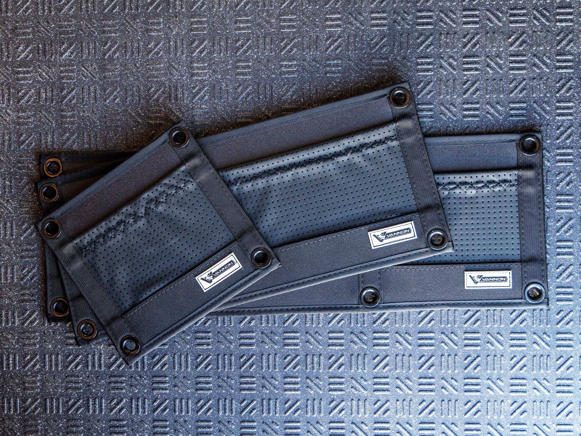 VANNON Wall Pouches – Sprinter Pitstop